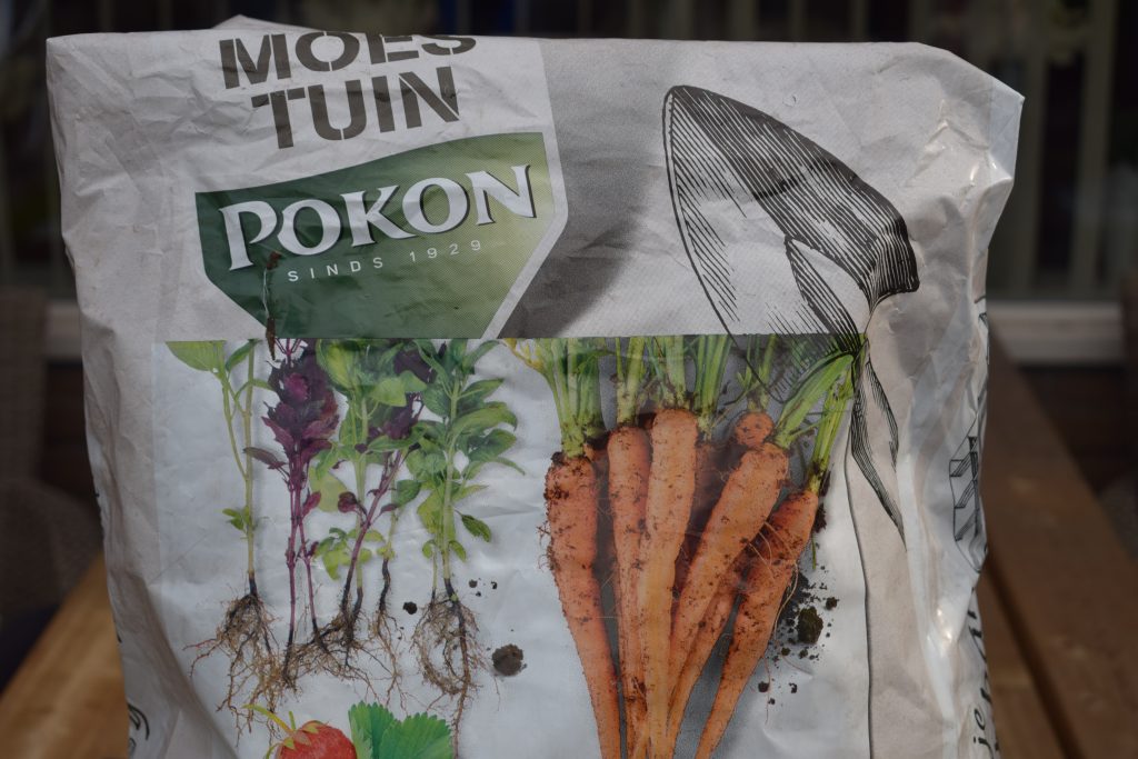Moestuinbak vullen: Waarmee vul je de moestuinbak?